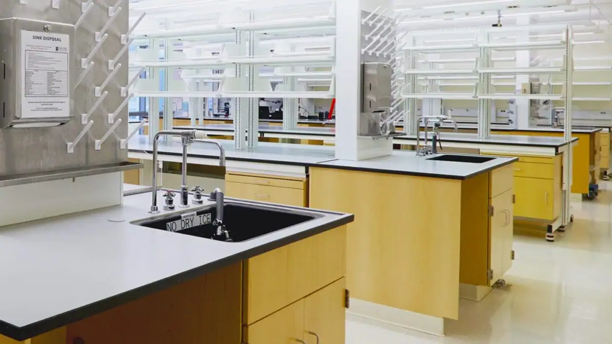 LIU Laboratory Renovation - %sitename%-%sitedesc%